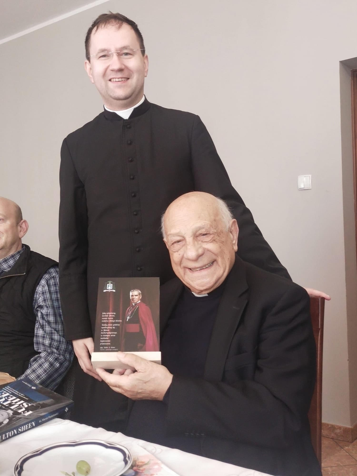 Sekretarz abpa Sheena o papieżu Leonie XIV | Arcybiskup Fulton J. Sheen